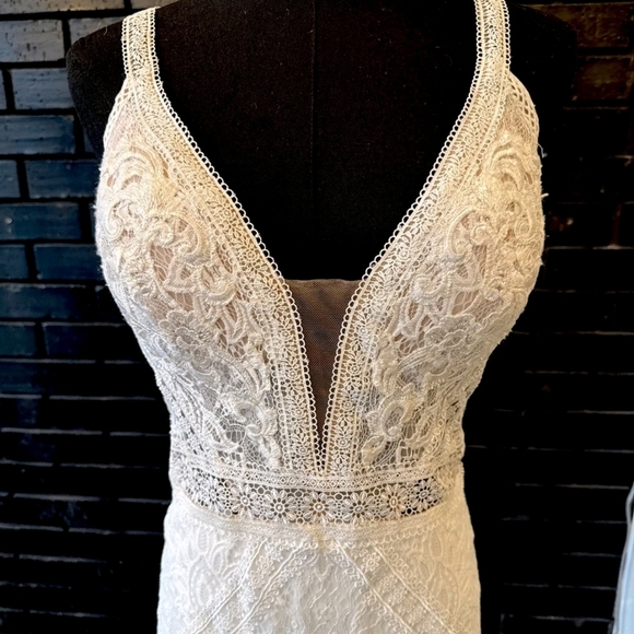 Lillian West | Dresses | Boho Lace Lillian West Bridal Gown Size 6 Nwt ...